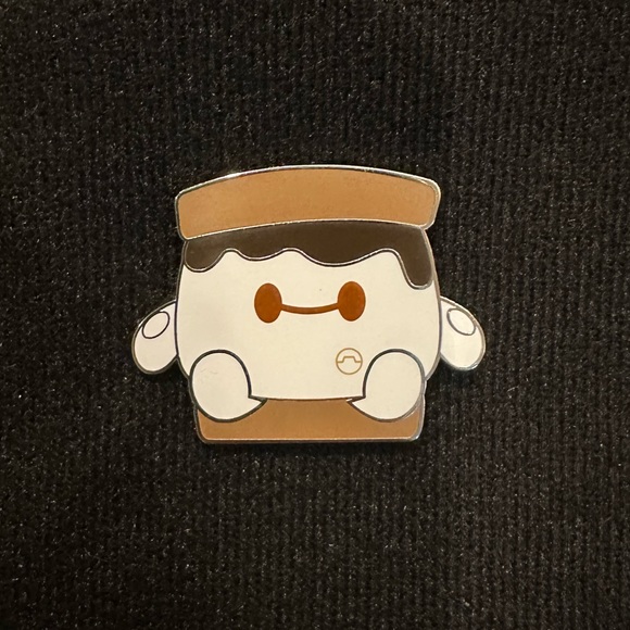 Art | Baymax Munchlings Series 1 Pin Marshmallow Smores Htf Big Hero 6 ...
